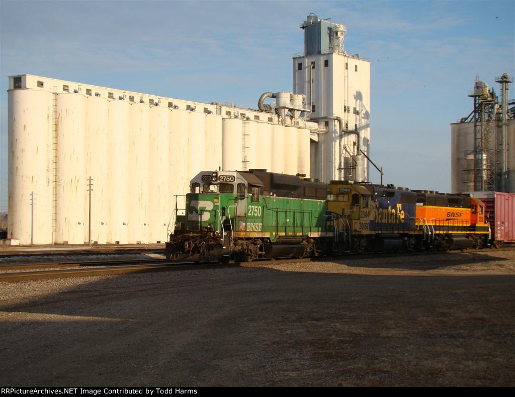 BNSF 2750